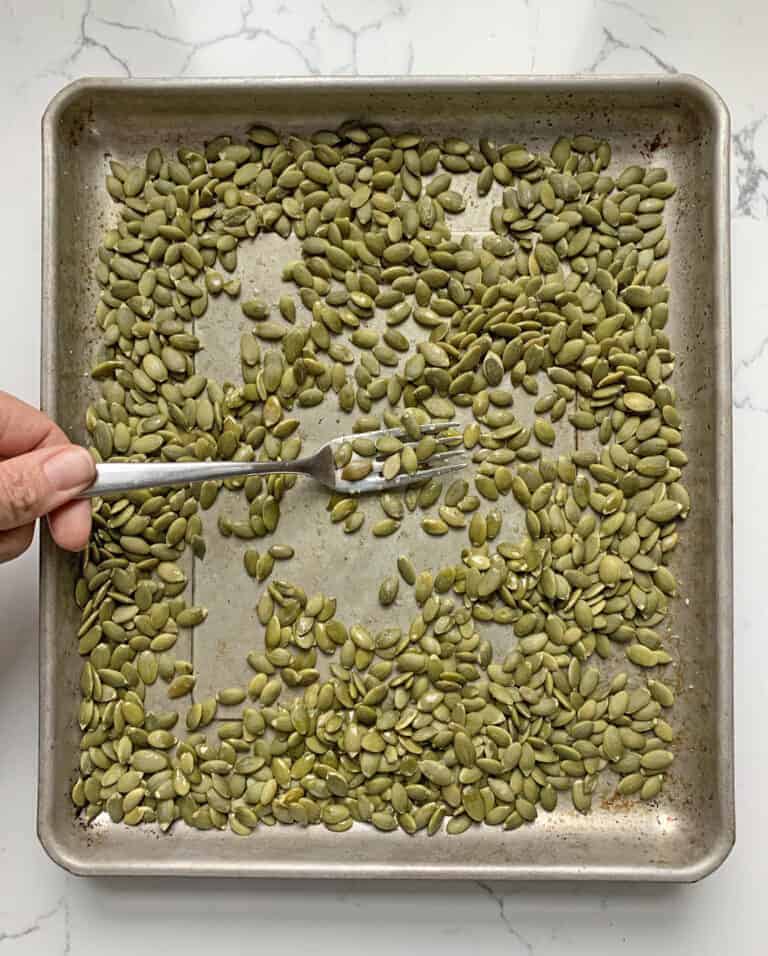Roasted Pepitas (Roasted Pumpkin Seeds)