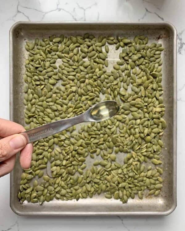 Roasted Pepitas (Roasted Pumpkin Seeds)